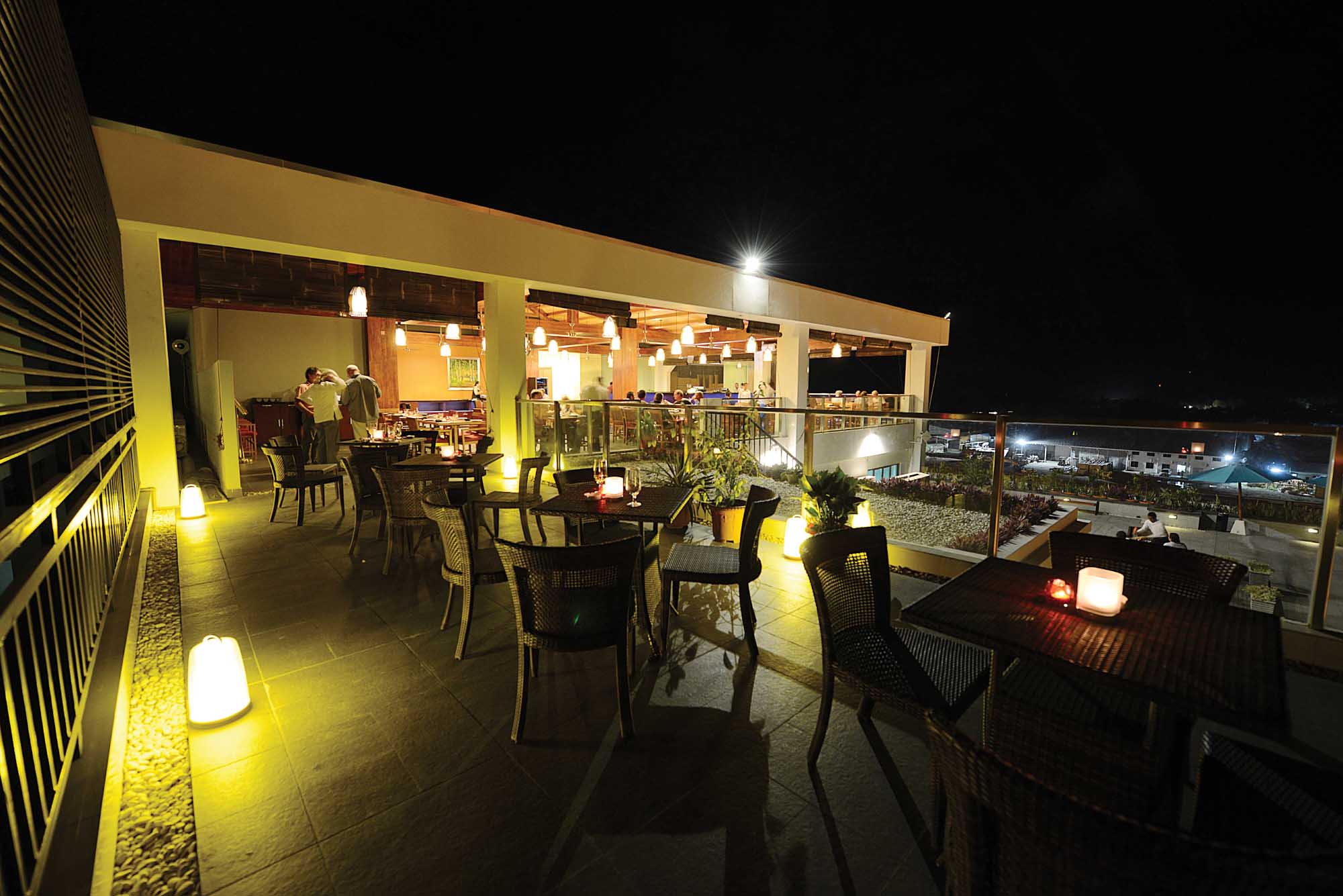 Restaurants & Bars | Timor Plaza Hotel